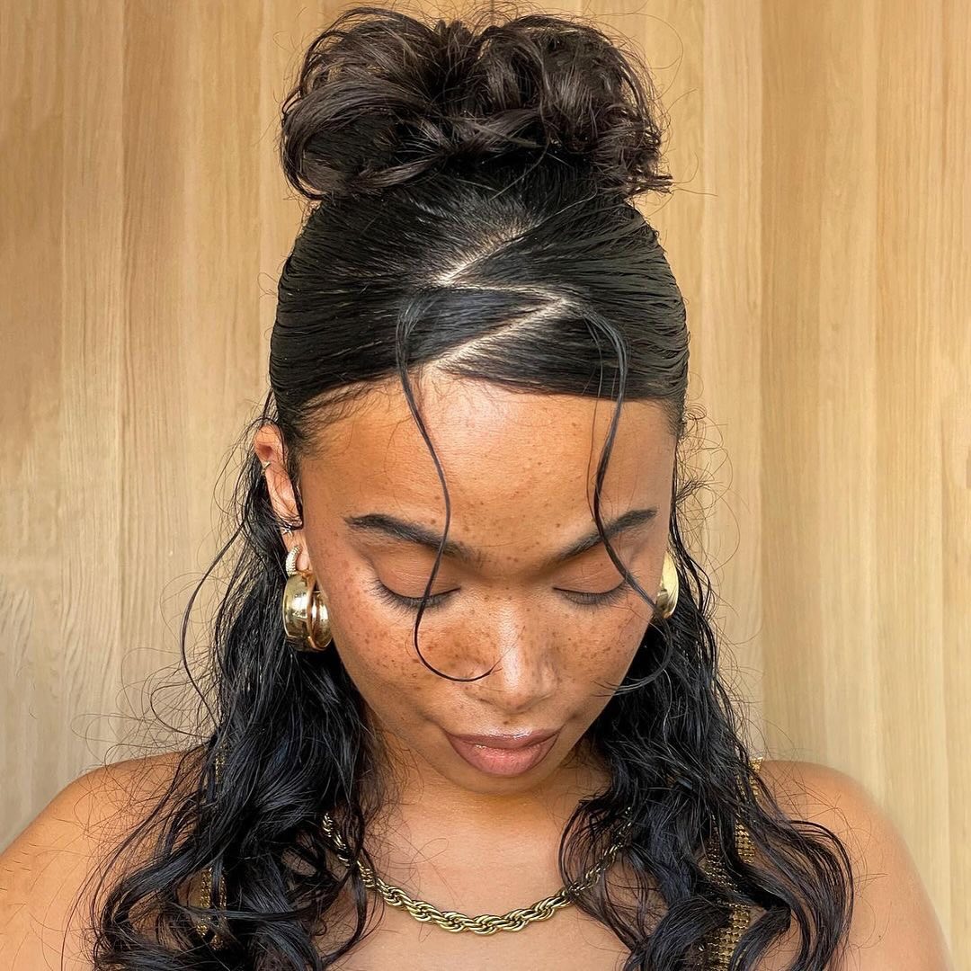 15 Stunning Bun Hairstyles for Elegance
