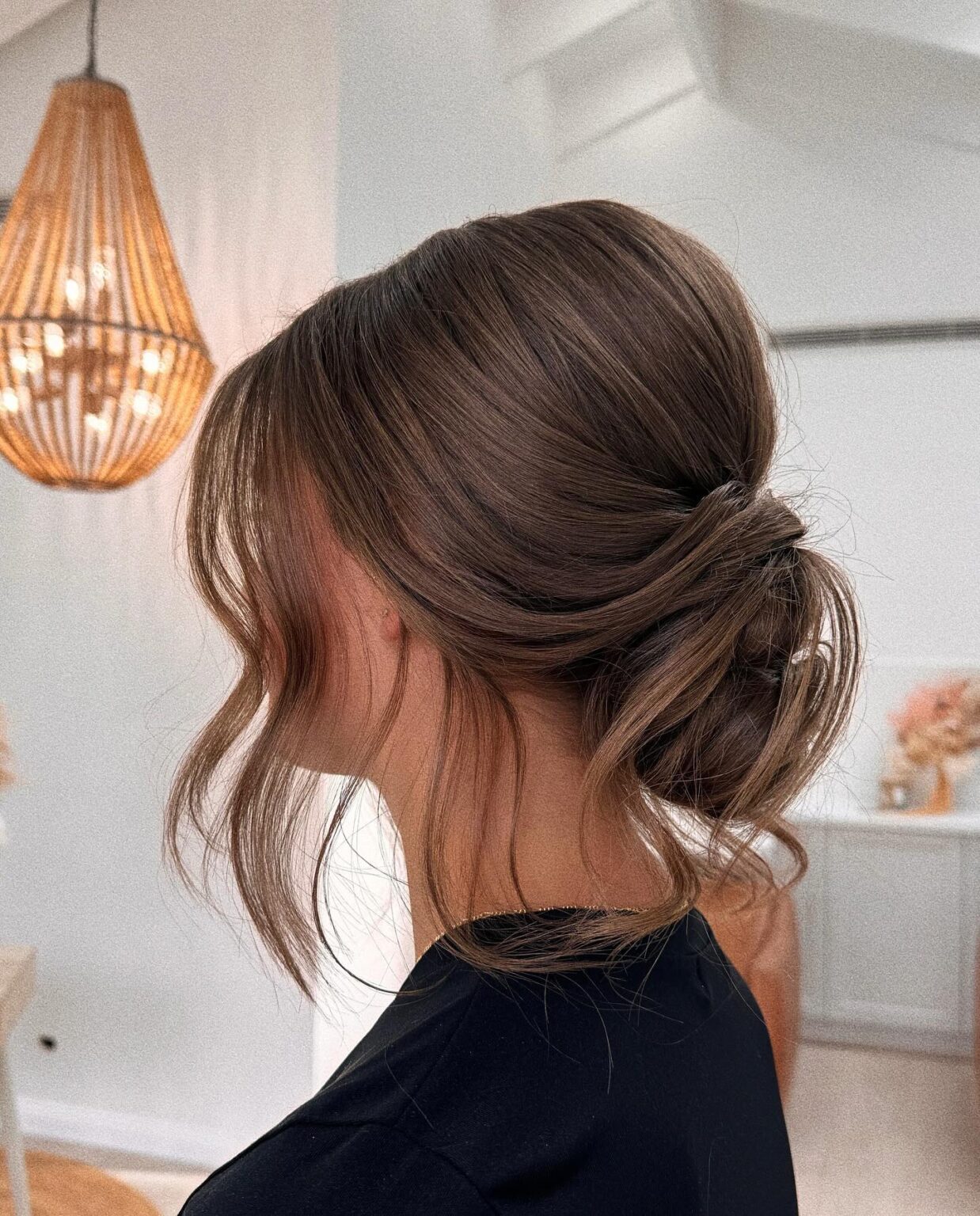 15 Stunning Bun Hairstyles for Elegance