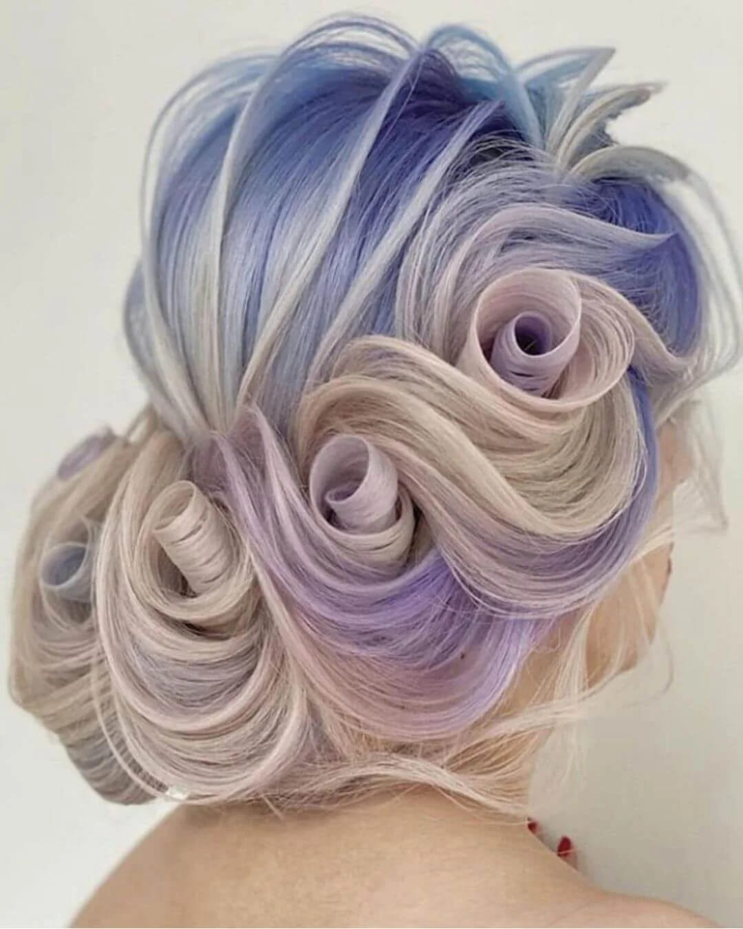 12 Christmas Hair Colors To Rave Over